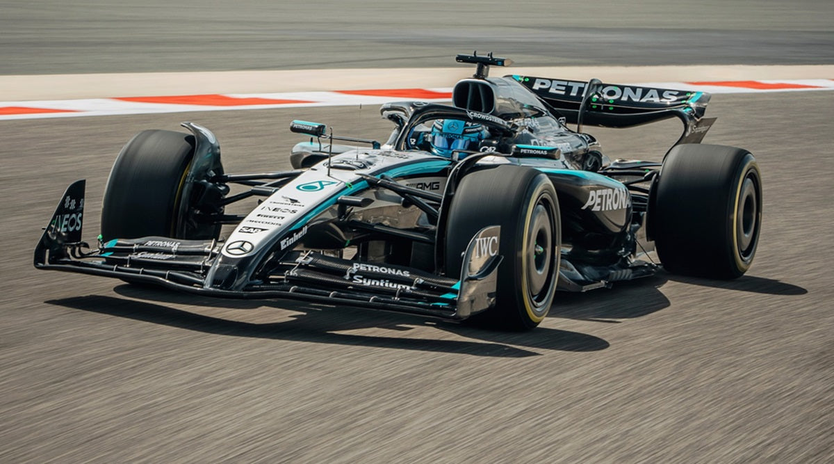 Finally, the Mercedes has arrived on the track: Video – FansBRANDS® - COM